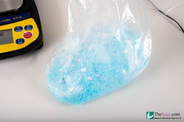 Cotton Foaming Layered Bath Salts for a Relaxing Home Spa Day ...